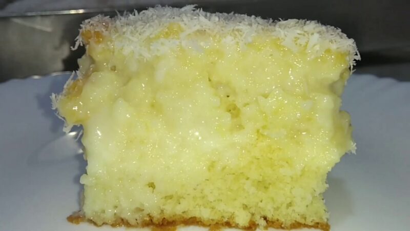 Como fazer bolo de coco molhado e super delicioso
