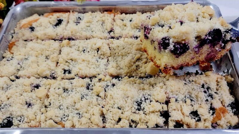 SIMPLES, FÁCIL E DELICIOSO! BOLO CUCA DE UVA!